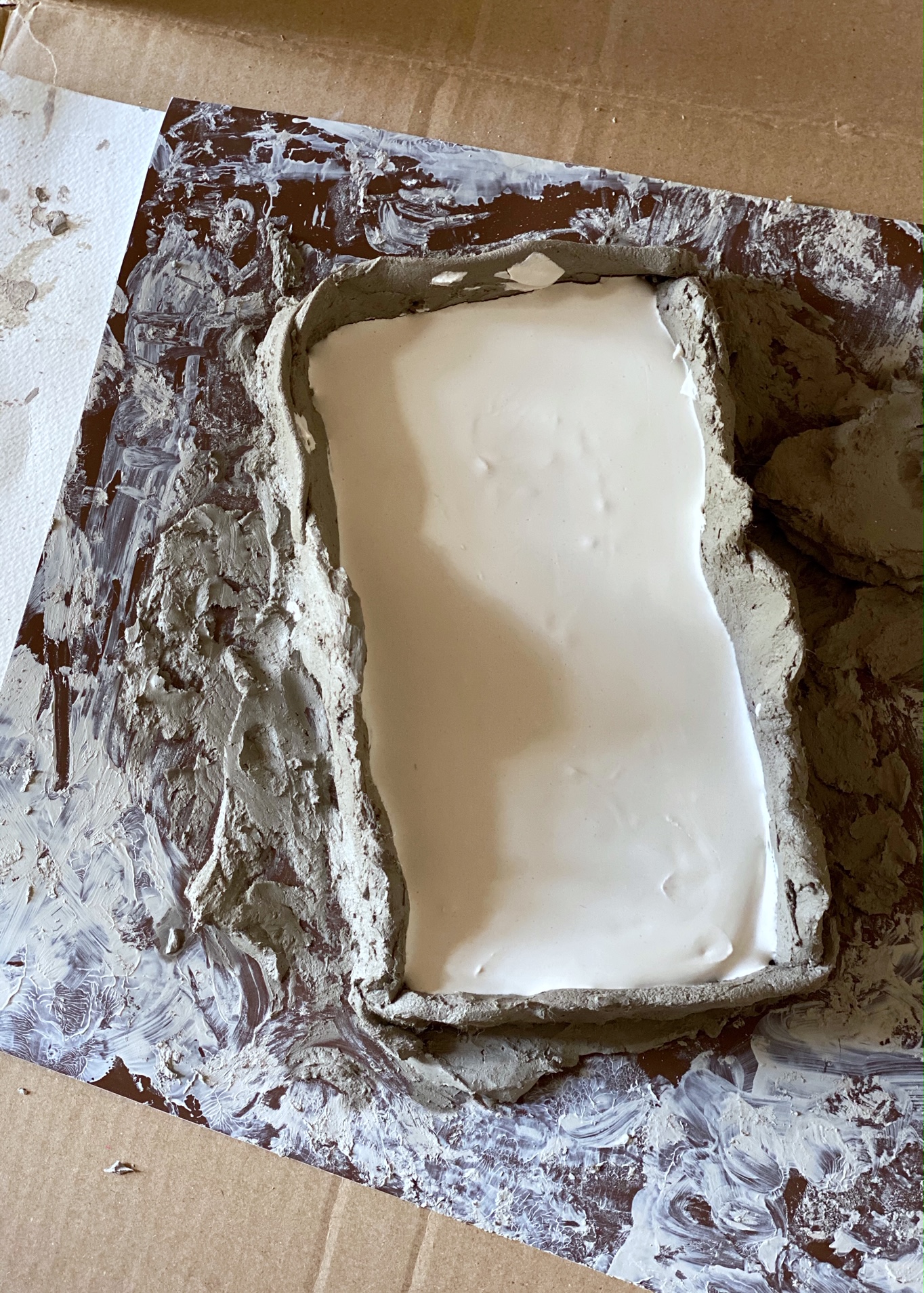 How to make botanical plaster cast tiles with flowers
